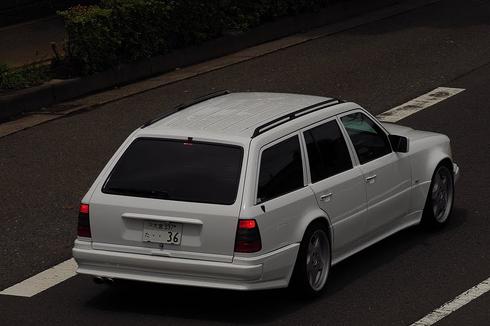 それは適度な75%の満足感。: 124 複数台所有の素晴らしさ！ E320TとE320セダンで総和が640 その2